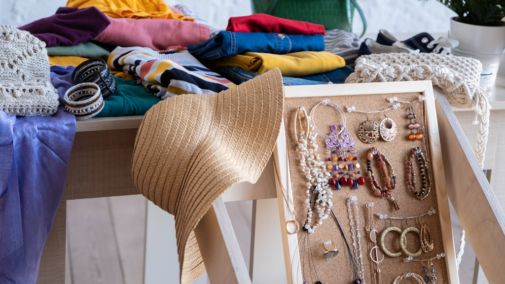 Women's Clothing Swap - St Paul's Caulfield North